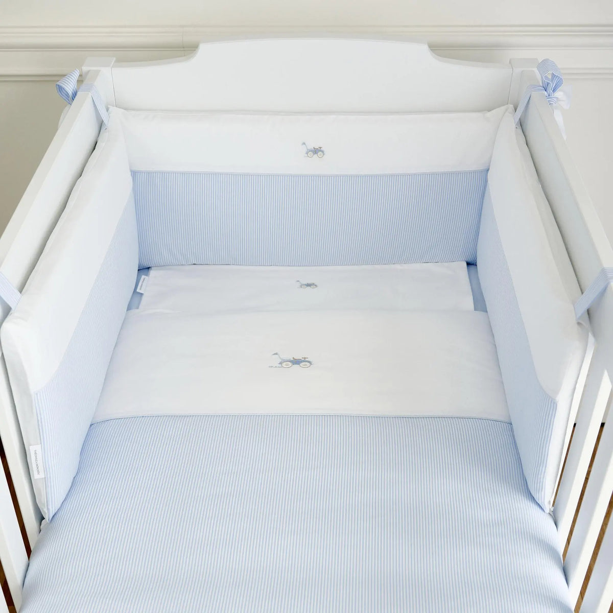 Cot bed Bumper 60cm - Lines (60x60x60cm) H:30cm - Classic Car - Blue ...