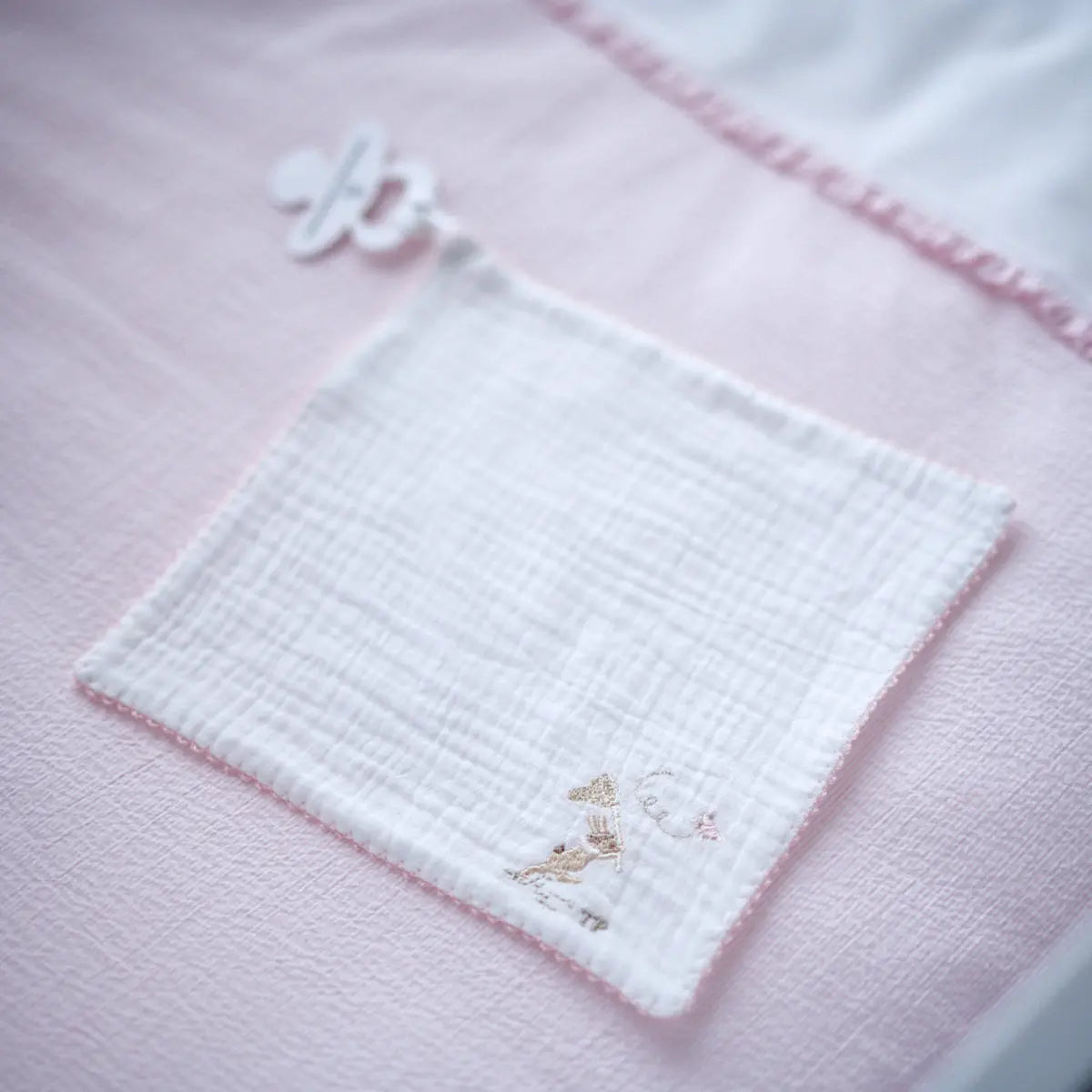 Teat holder squarred tetra - Pink Garden Party - Blue Almonds